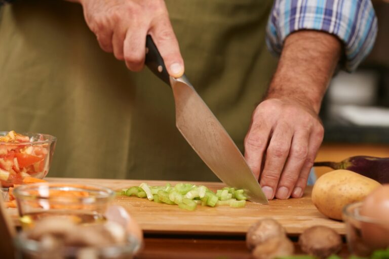 Knife Skills 101: Mastering Basic Cuts for Efficient Food Prep ...